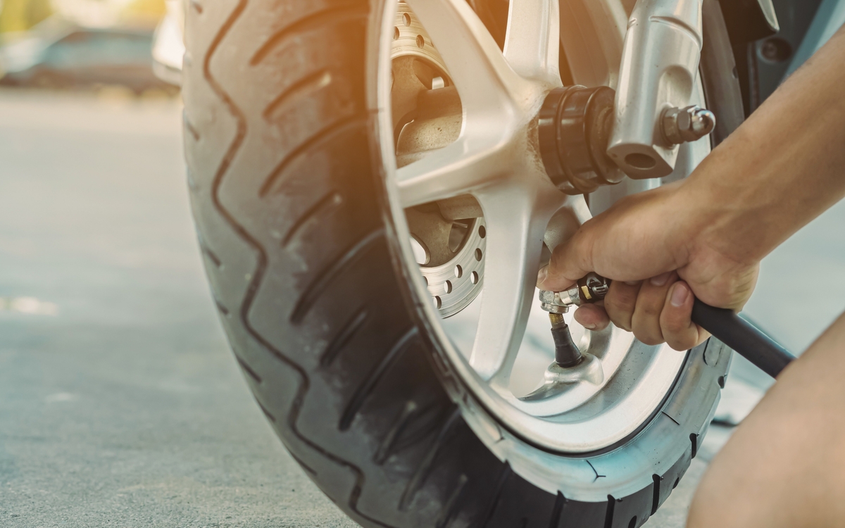 How to Choose the Right Size of Motorcycle Tires for Safety | MotorGuide