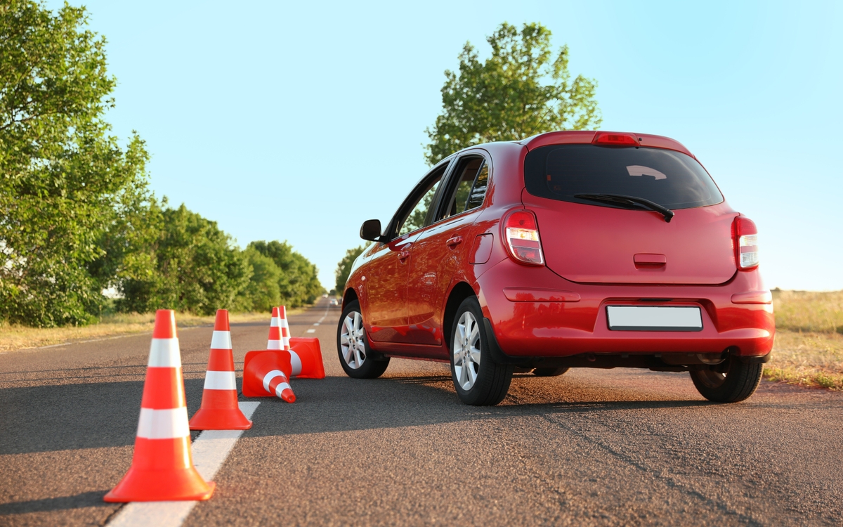 Reasons for Failing the Driving Licence Test | MotorGuide