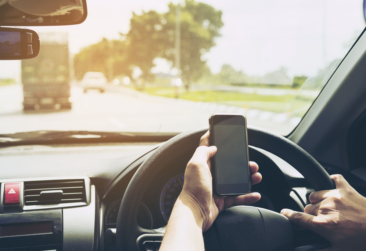Mistakes You Make While Driving Without Realizing It | MotorGuide