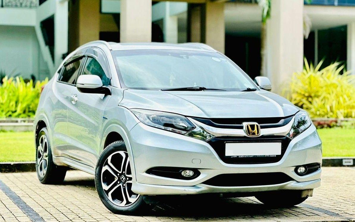 Honda Vezel RS Premium 2025 - Specs, Features, Performance & Price in ...