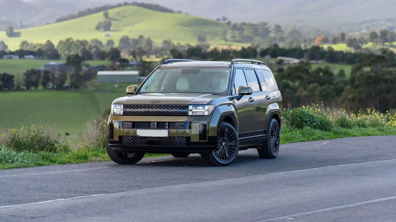 BAW E7 2023 - Specs, Features, Performance & Price in Sri Lanka | MotorGuide