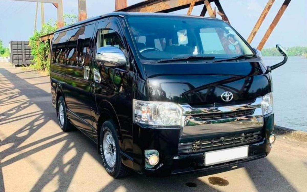 Toyota Land Cruiser Prado 300 2025 - Specs, Features, Performance ...