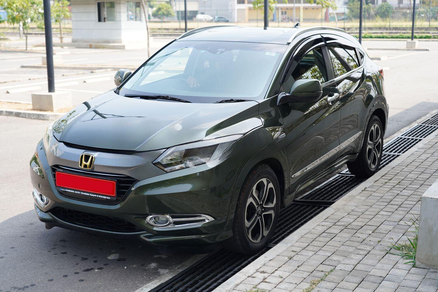Honda Vezel 2024 - Specs, Features, Performance & Price in Sri Lanka ...